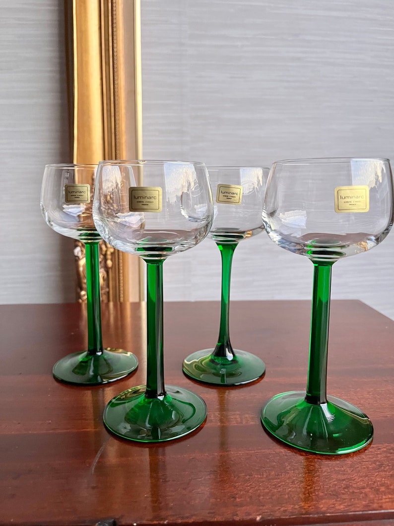 Set of Four Luminarc France Green Stem Wine Glasses 4 Ounce Capacity ...