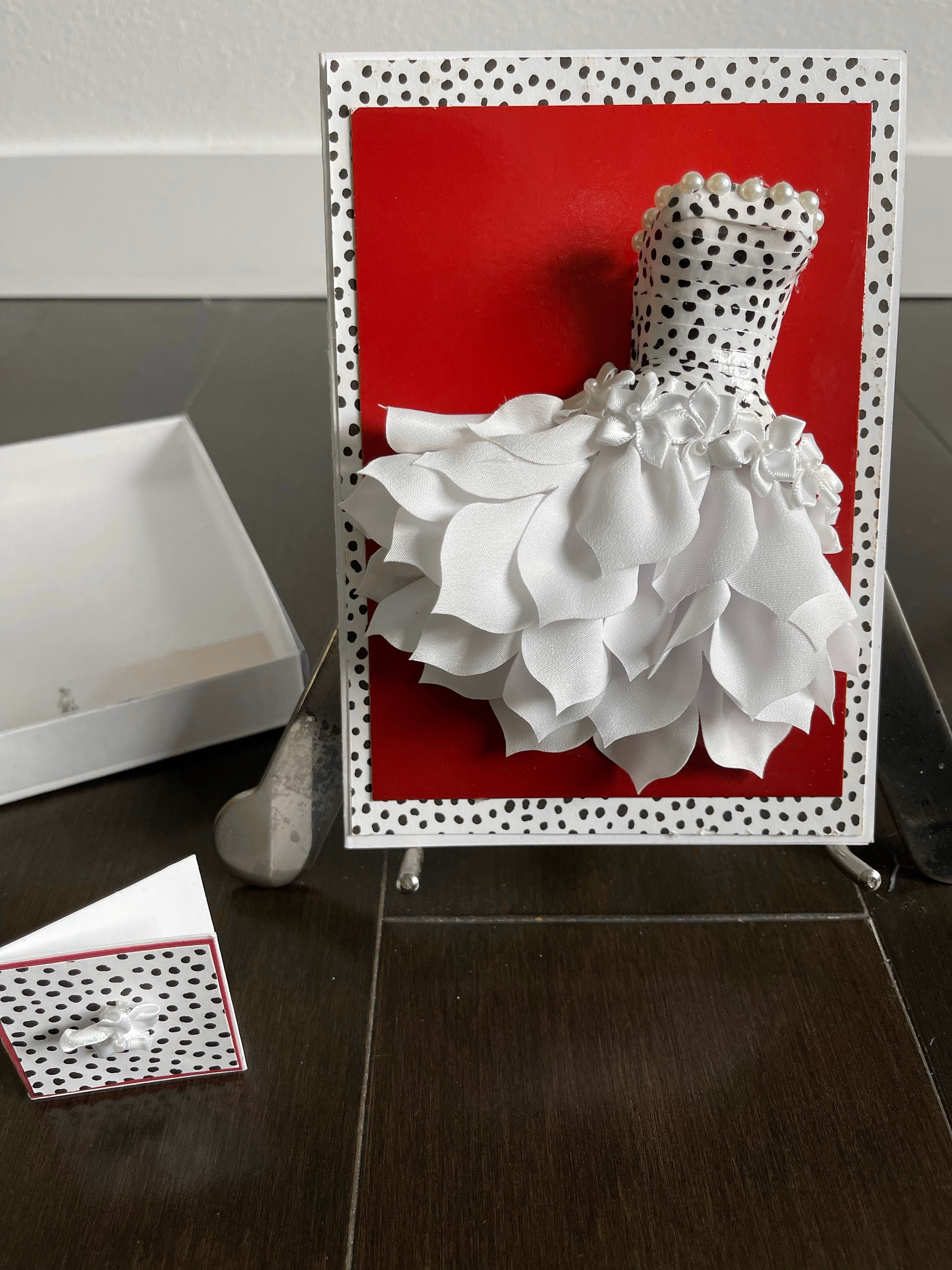 Black, White and Red Bifold Card - Blank Inside - Etsy