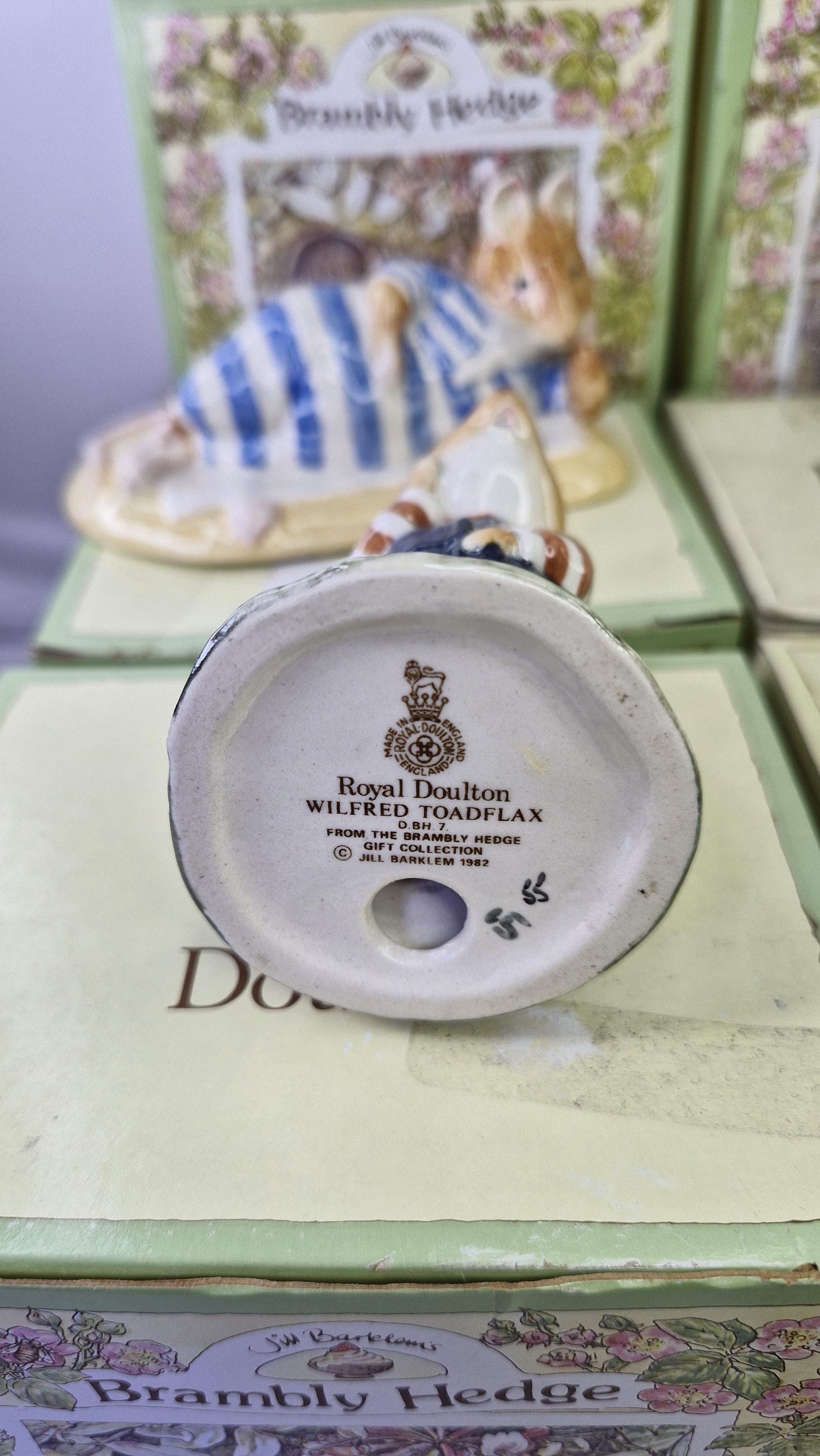 Brambly Hedge Figurines, Basil,old Vole, Catkin Royal Doulton Boxed ...