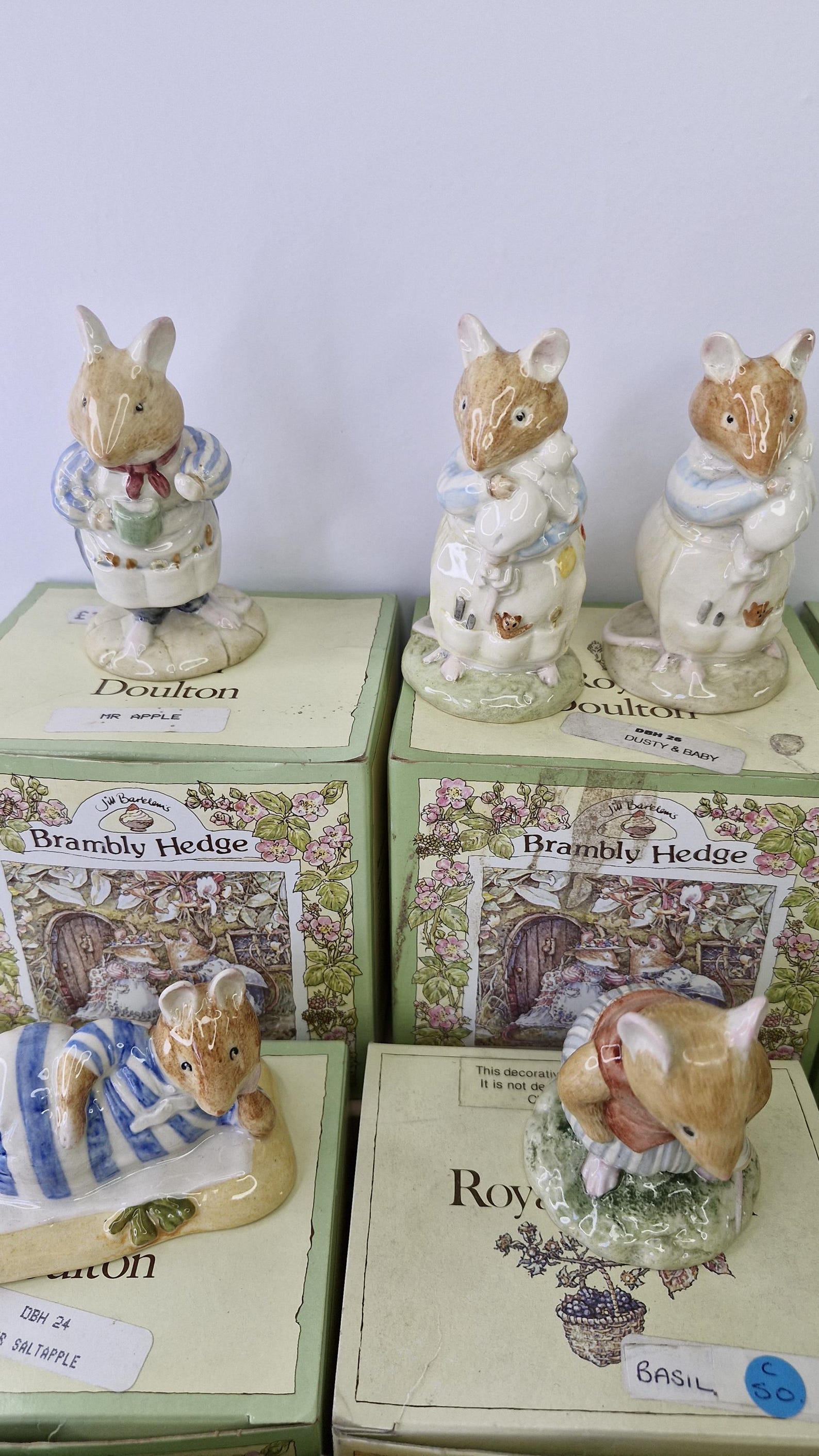Brambly Hedge Figurines, Basil,old Vole, Catkin Royal Doulton Boxed ...