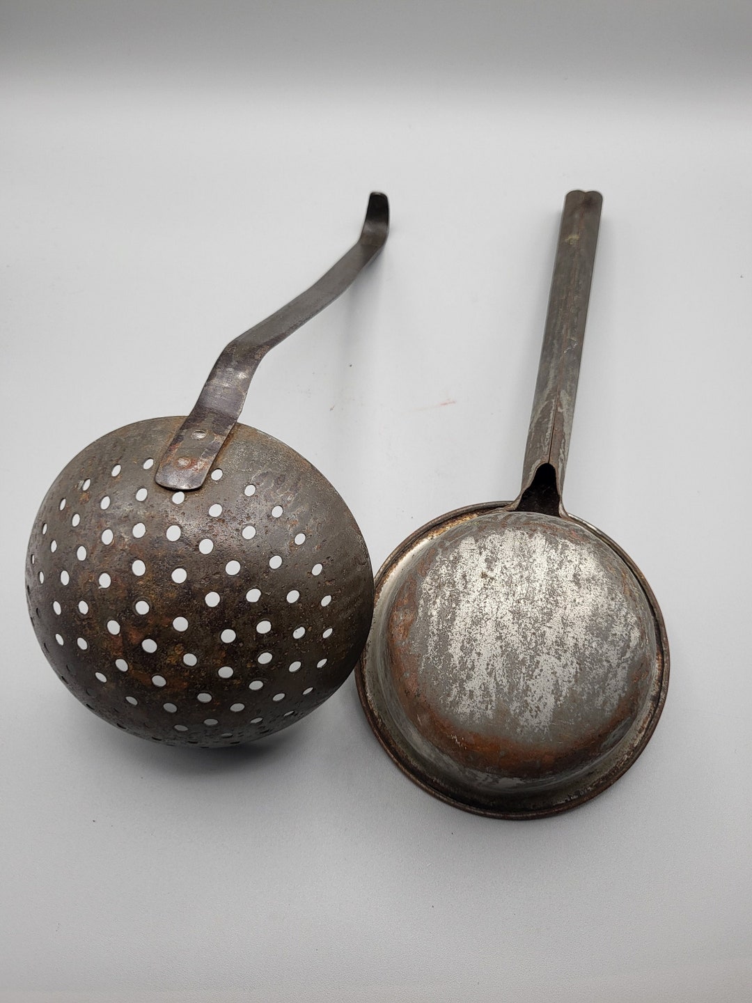 Antique Primitive Long Handled Straining Skimmer and Metal Tin Water ...