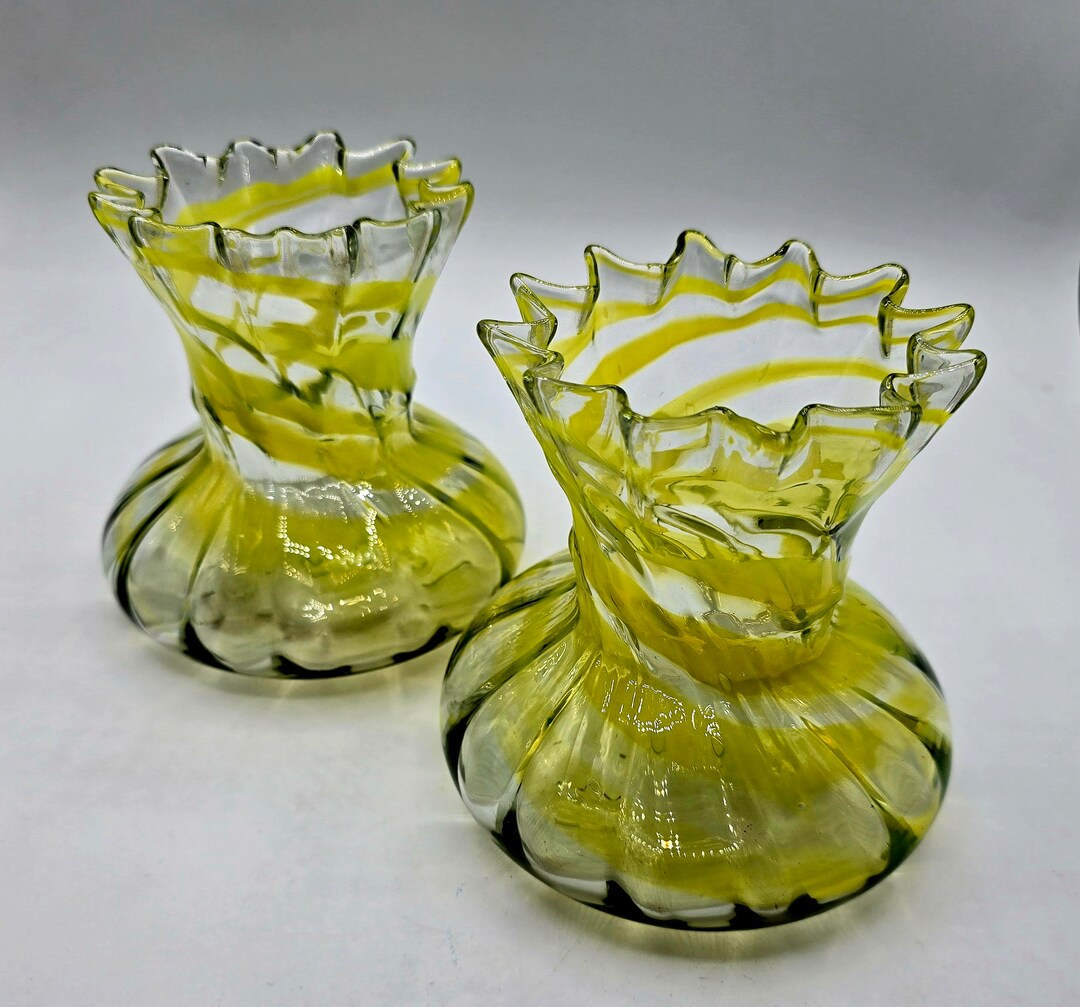 Vintage Hand Blown Art Glass Set of 2 Yellow Swirled Crimped Rim Vases ...