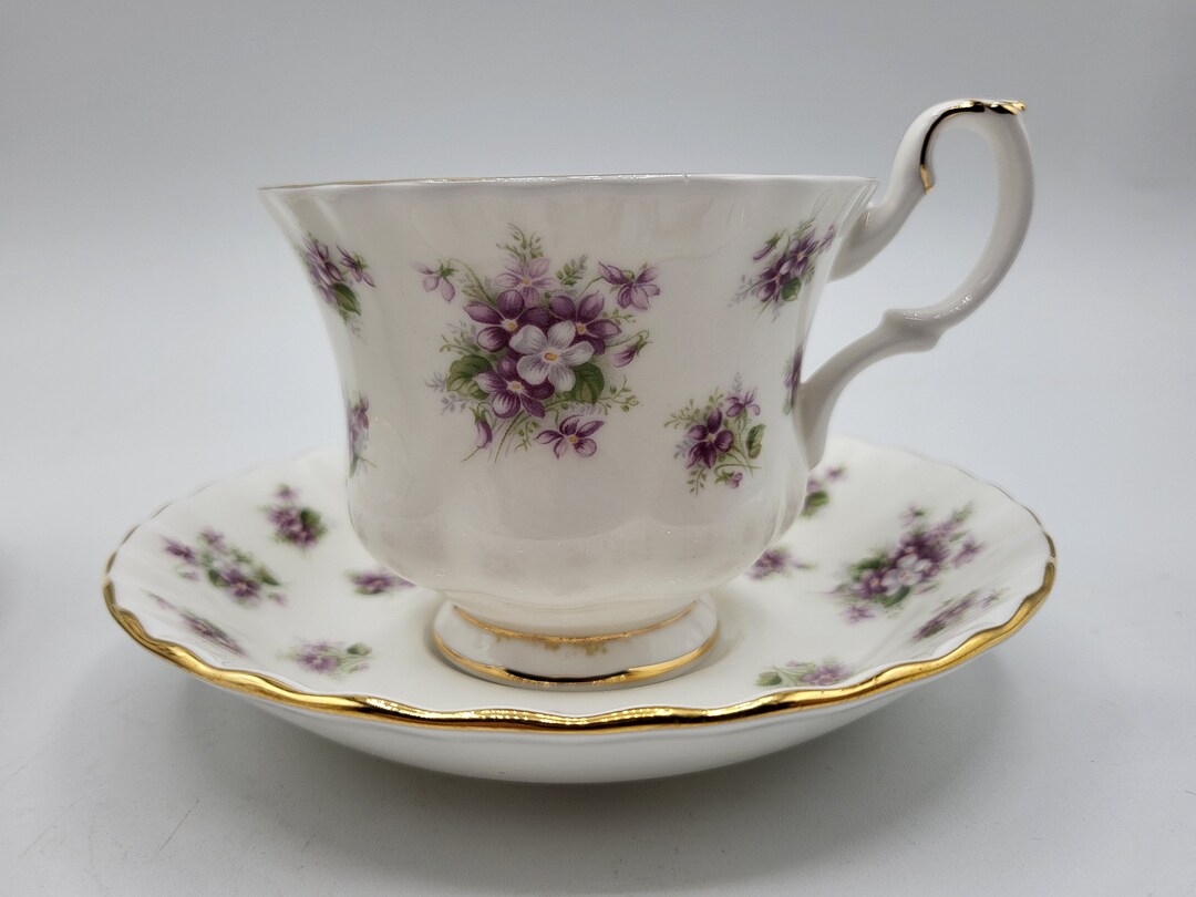 1966 Royal Albert sweet Violets Bone China 6 Piece Tea Set 2 Tea Cups, 2 Saucers, Open Sugar ...