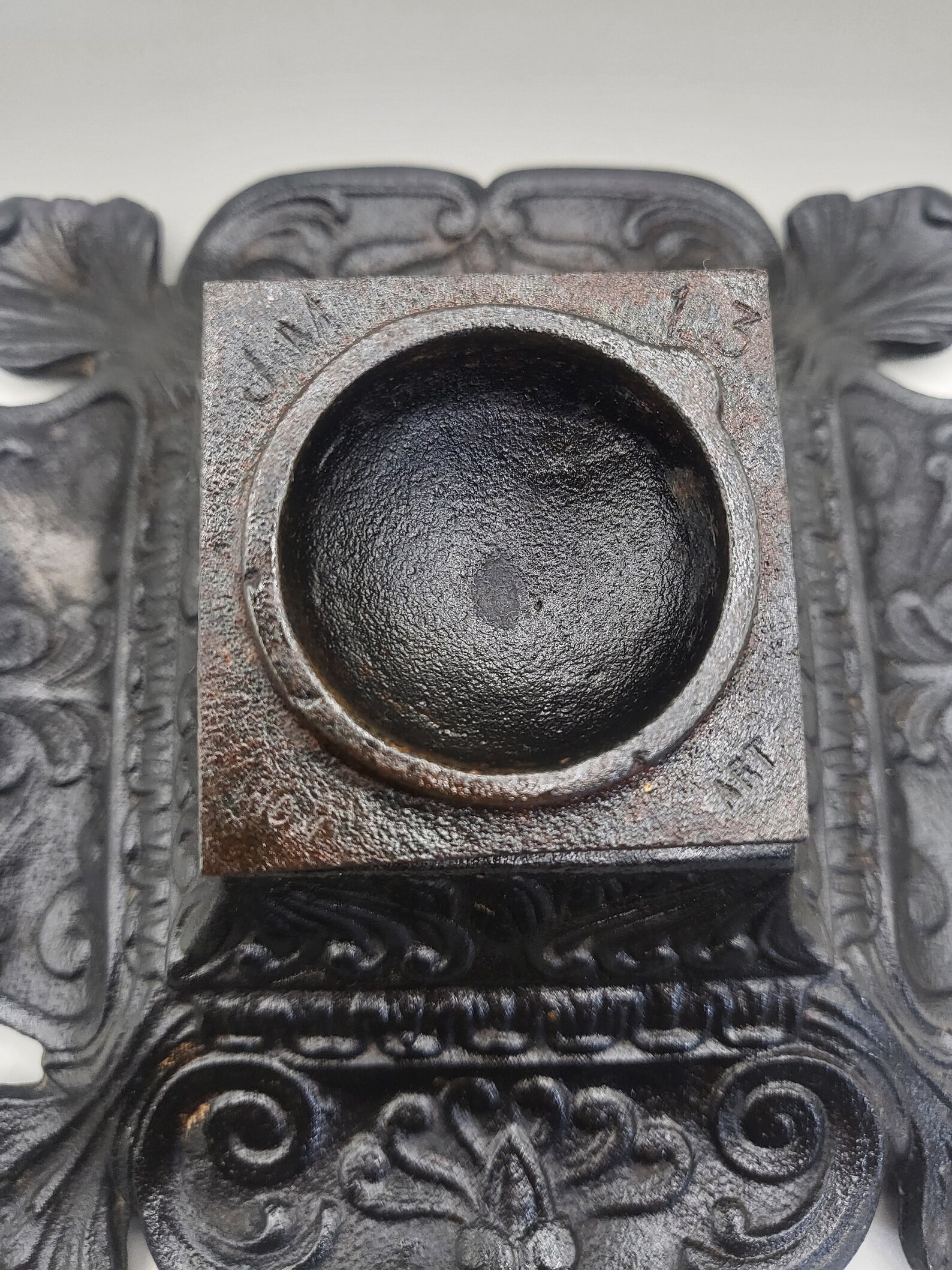 Antique Early 1900s Cast Iron Ink Well With Removable Lid and Pot ...