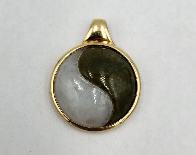 Ying Yang Jade 14k Yellow Gold Pendant - Etsy