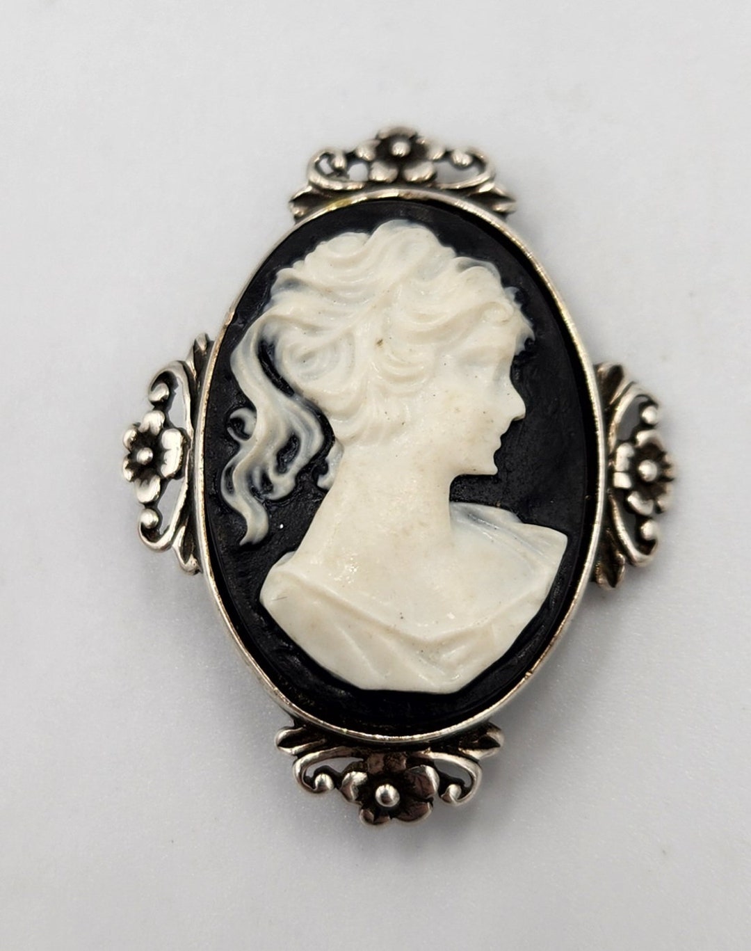 Vintage Sterling Silver Cameo Pin - Etsy