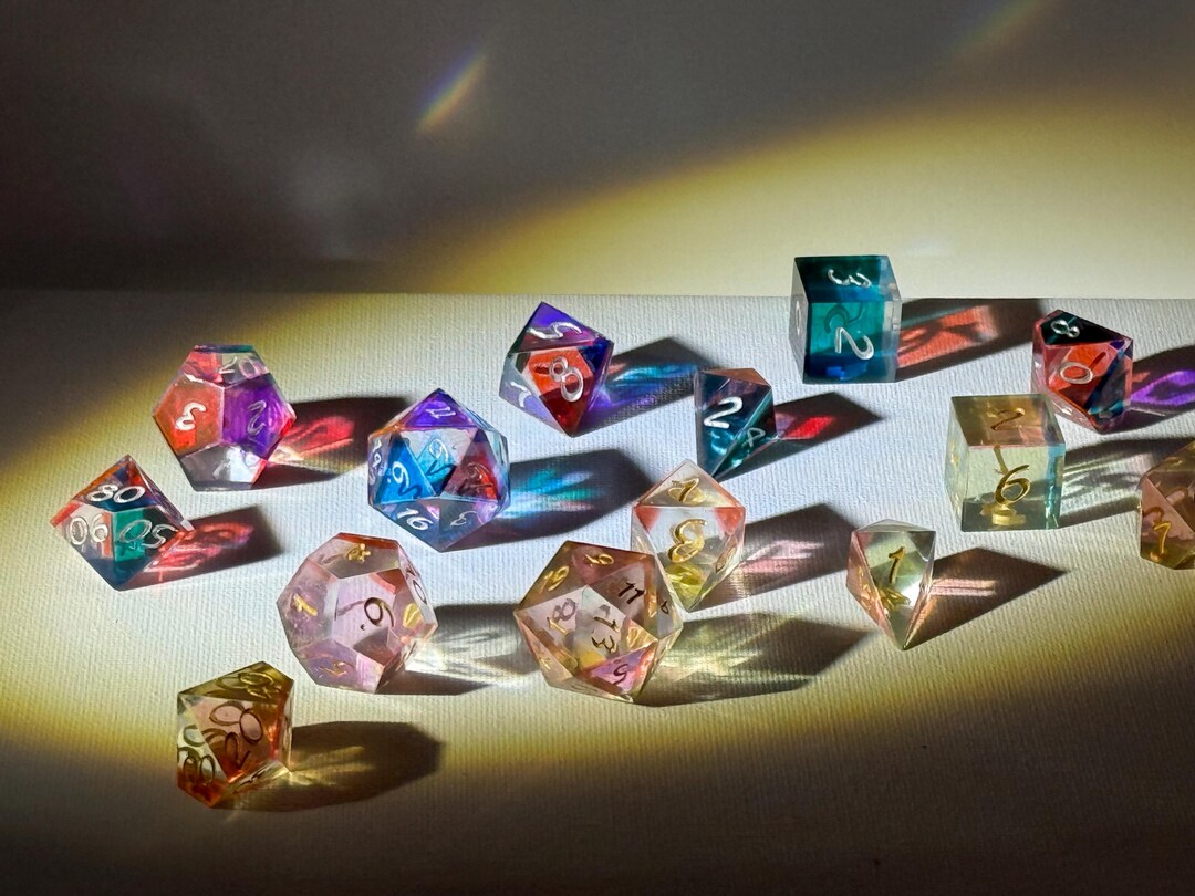 Prism Light Reflecting Dnd Dice Set | Iridescent Polyhedral RPG Dice ...