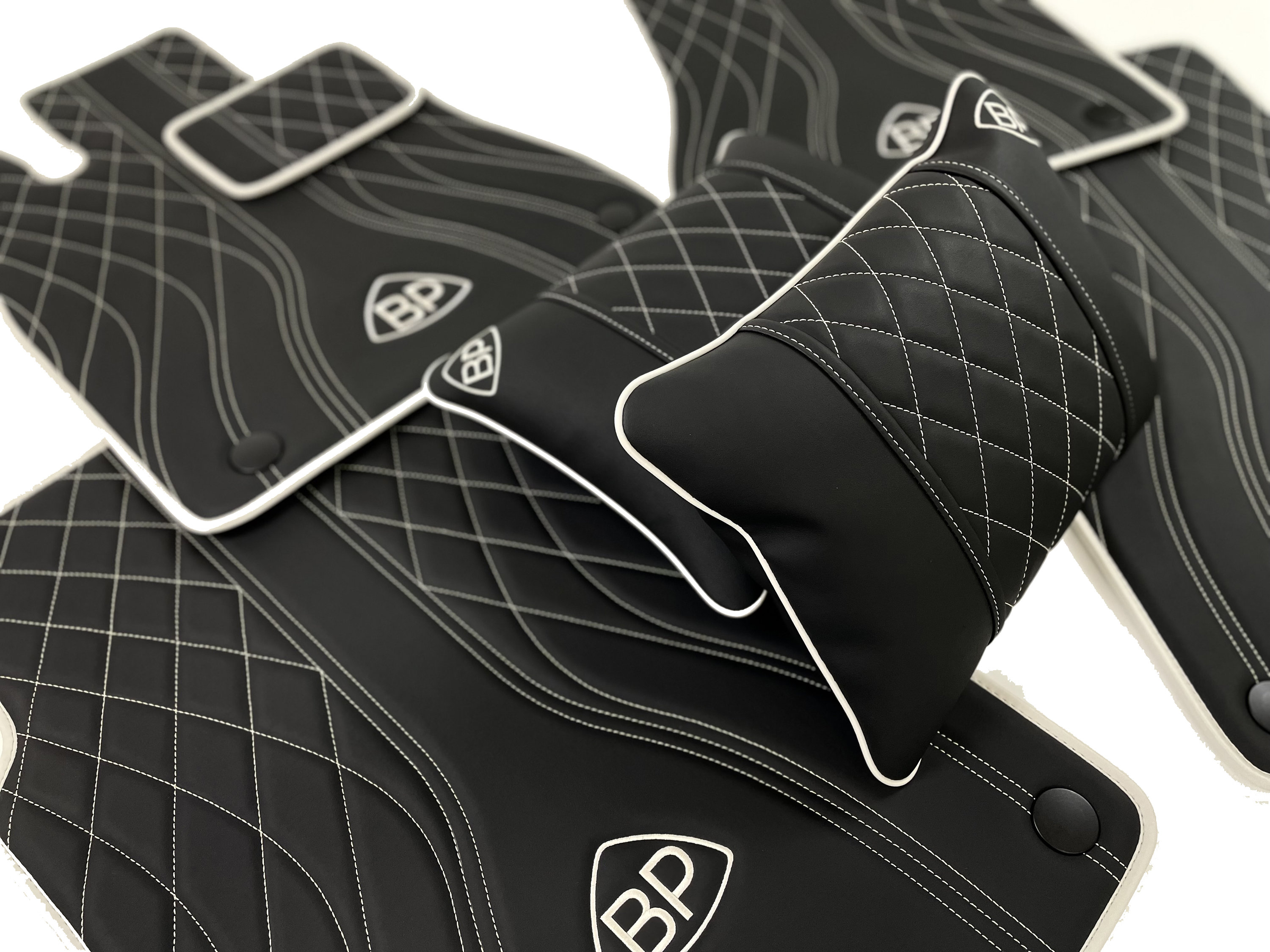 2021-2024 Mercedes Maybach S580 Bespoke Floor Mats, 2 Matching Pillows ...