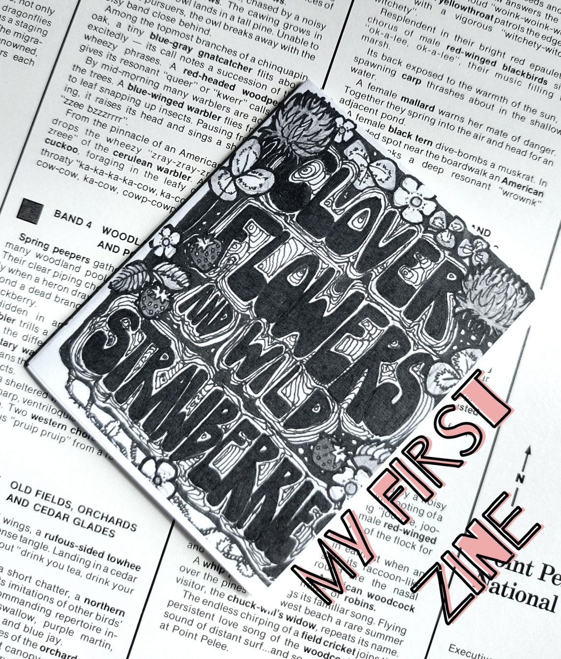 Zine clover Flowers and Wild Strawberries - Etsy Canada