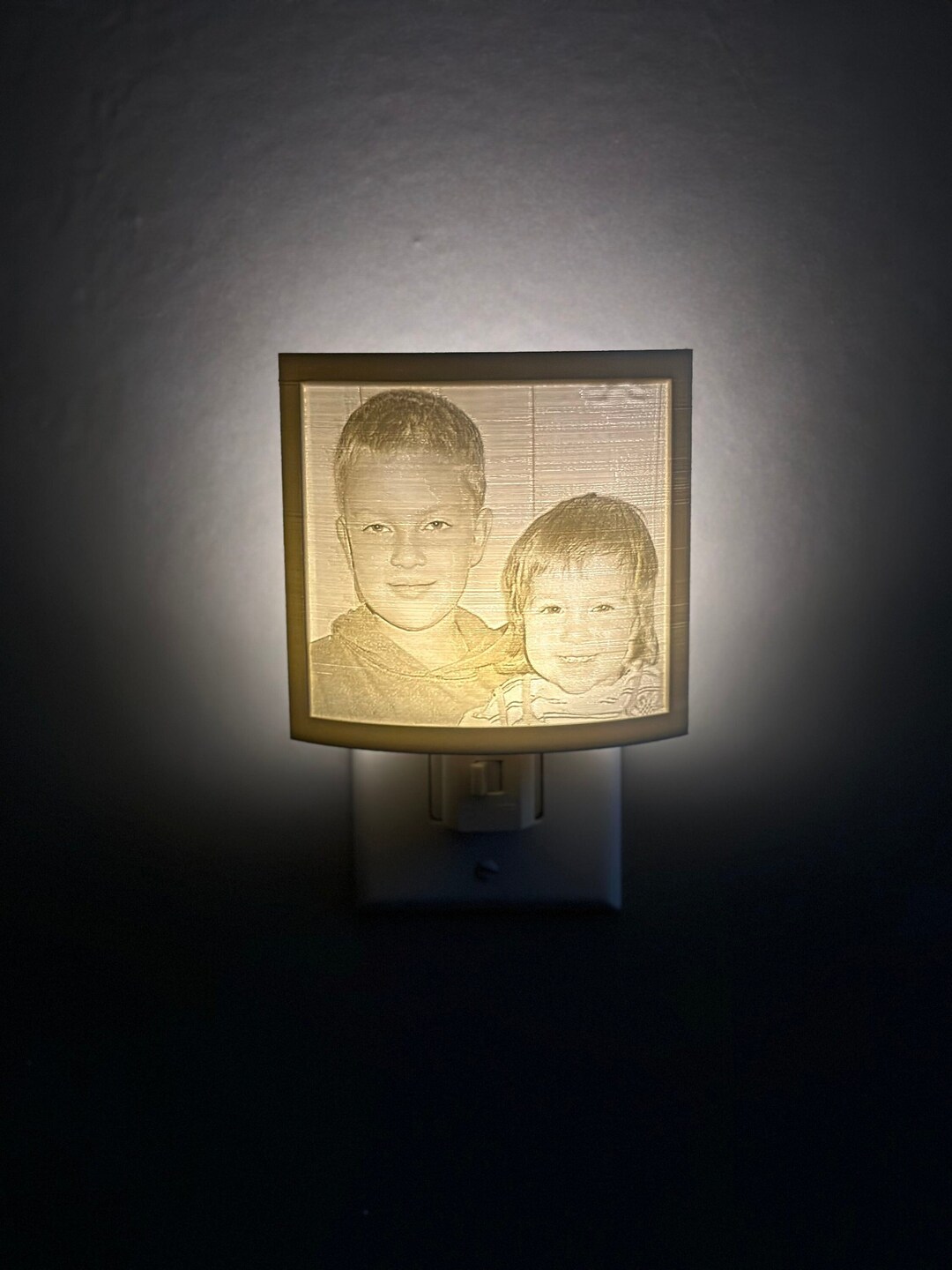 Personalized Photo Night Light plug-in LED - Etsy