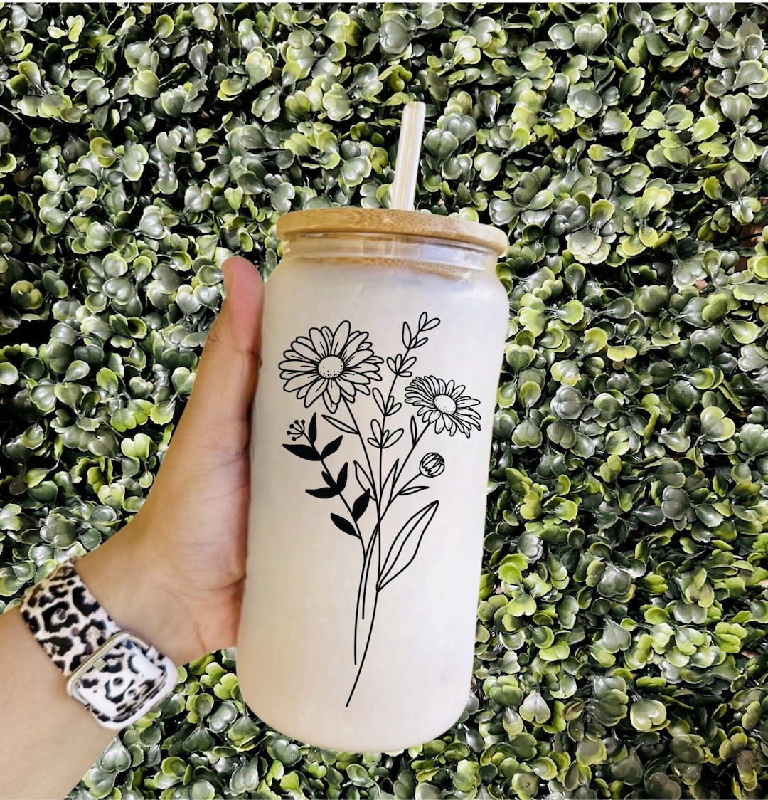 April Birthday Month Gift - Birth Flower Glass - Custom Flower Name ...