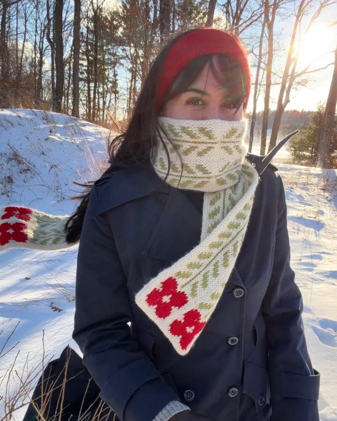 Poppy Scarf Knitting Pattern • Colorwork Stranded Floral Quilt-inspired ...