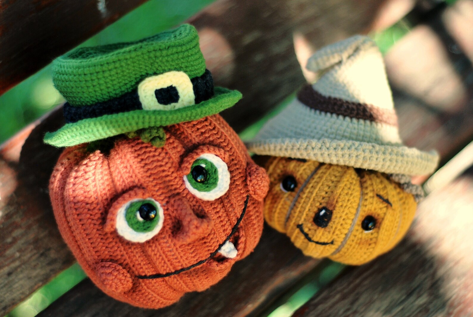 Crazy Pumpkin Crochet Pattern/ Pumpkins in a Hat for Halloween ...