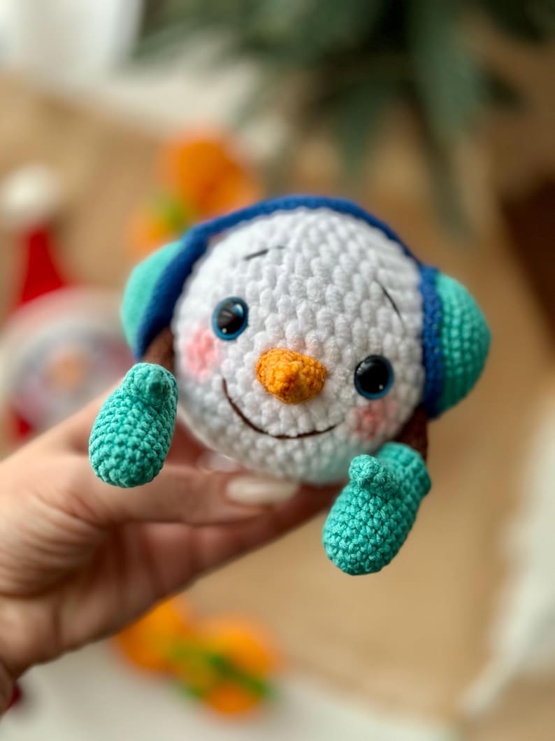 Christmas Crochet Pattern of Christmas Tree Snowball Toys Amigurumi ...