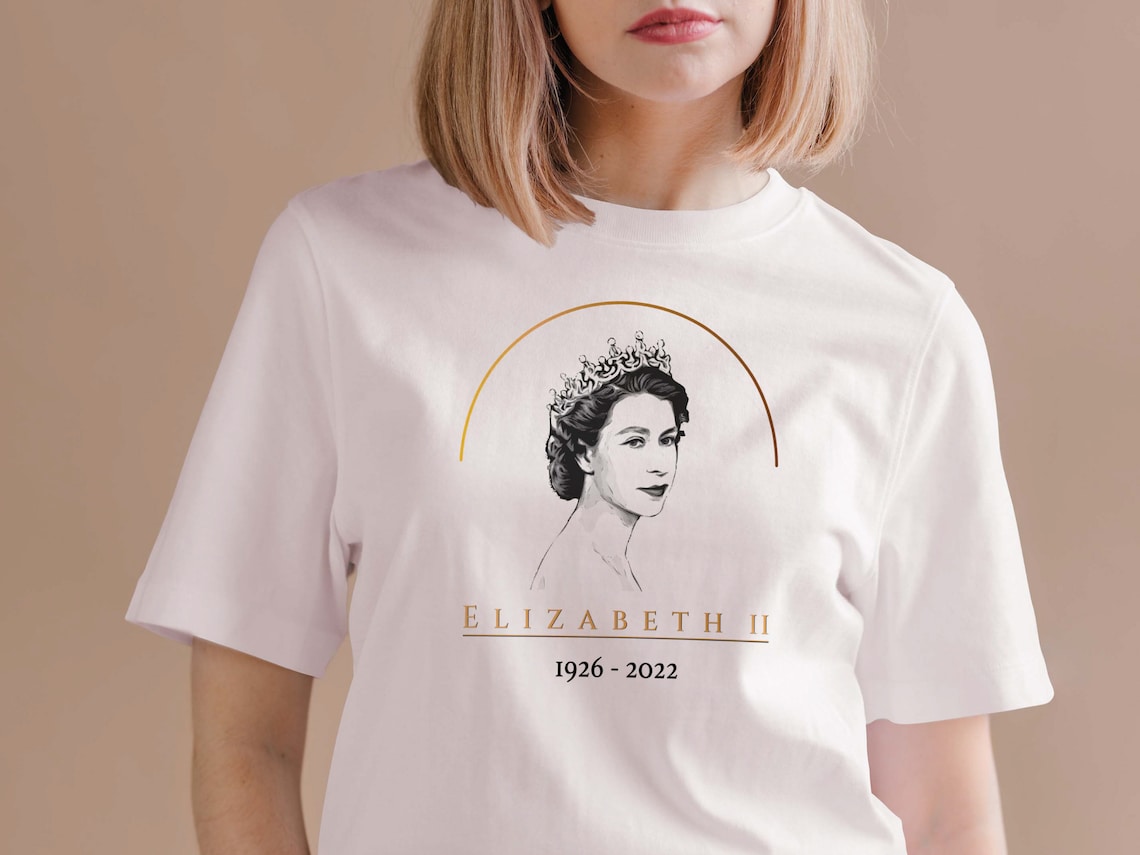 Queen Elizabeth II Png Queen Elizabeth II Emblem Royal - Etsy