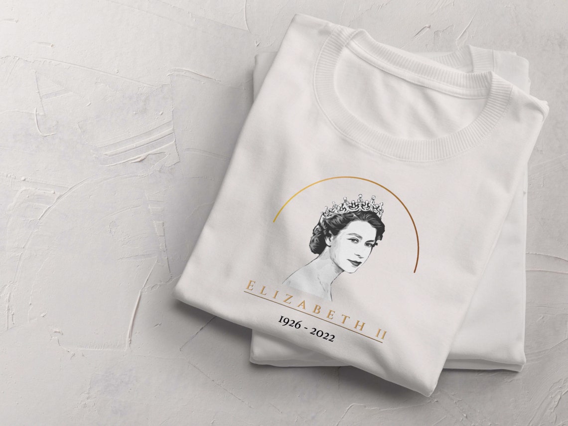 Queen Elizabeth II Png, Queen Elizabeth II Emblem, Royal Emblem Design ...