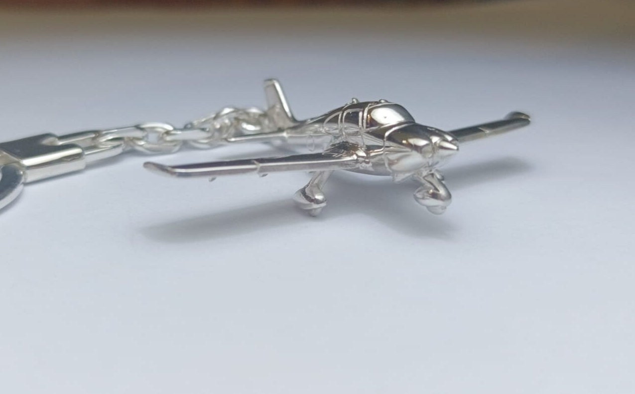 Airplane Cirrus SR22 Sterling Silver Keychain, Sport Airplane Keyring ...