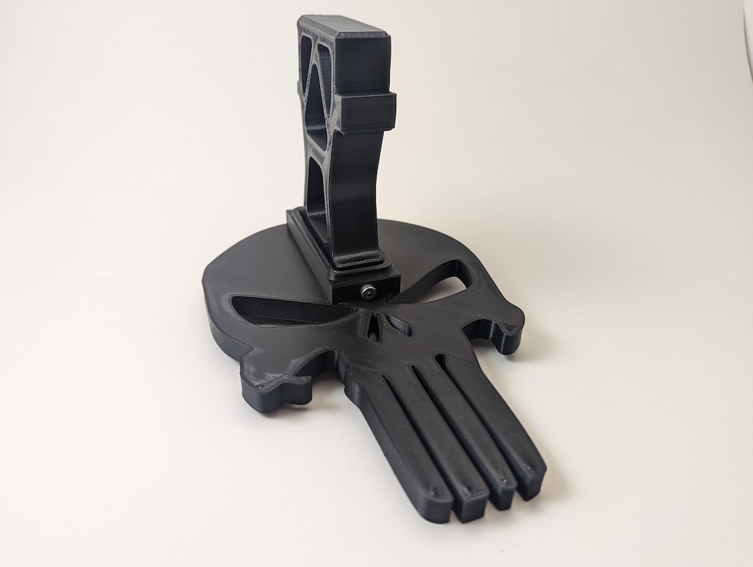 Punisher AR-15 Magwell Stand - Etsy