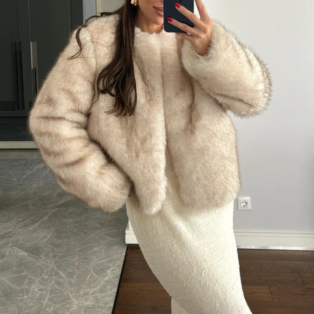 Crew Neck Fur Coat-luxurious Faux Fur Coat – Plush Winter Outerwear ...