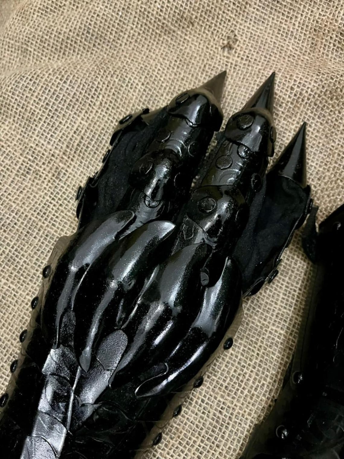 Medieval Steel Gauntlets, Etched Hand Armor, LARP Cosplay Gloves - Etsy
