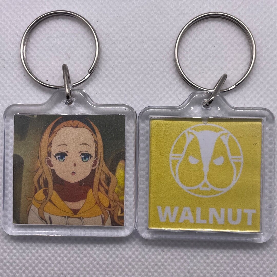 Kurumi/ Walnut Lycoris Recoil Keychain - Etsy