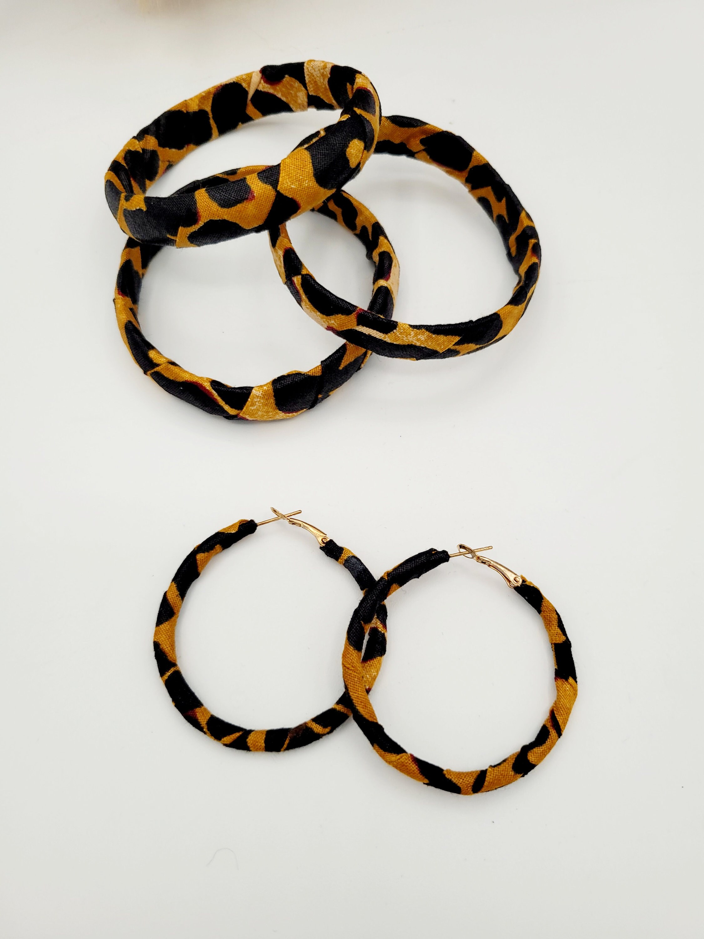 African Wax Bracelets and Earrings Set of 3 Colorful Bangles With Rings ...