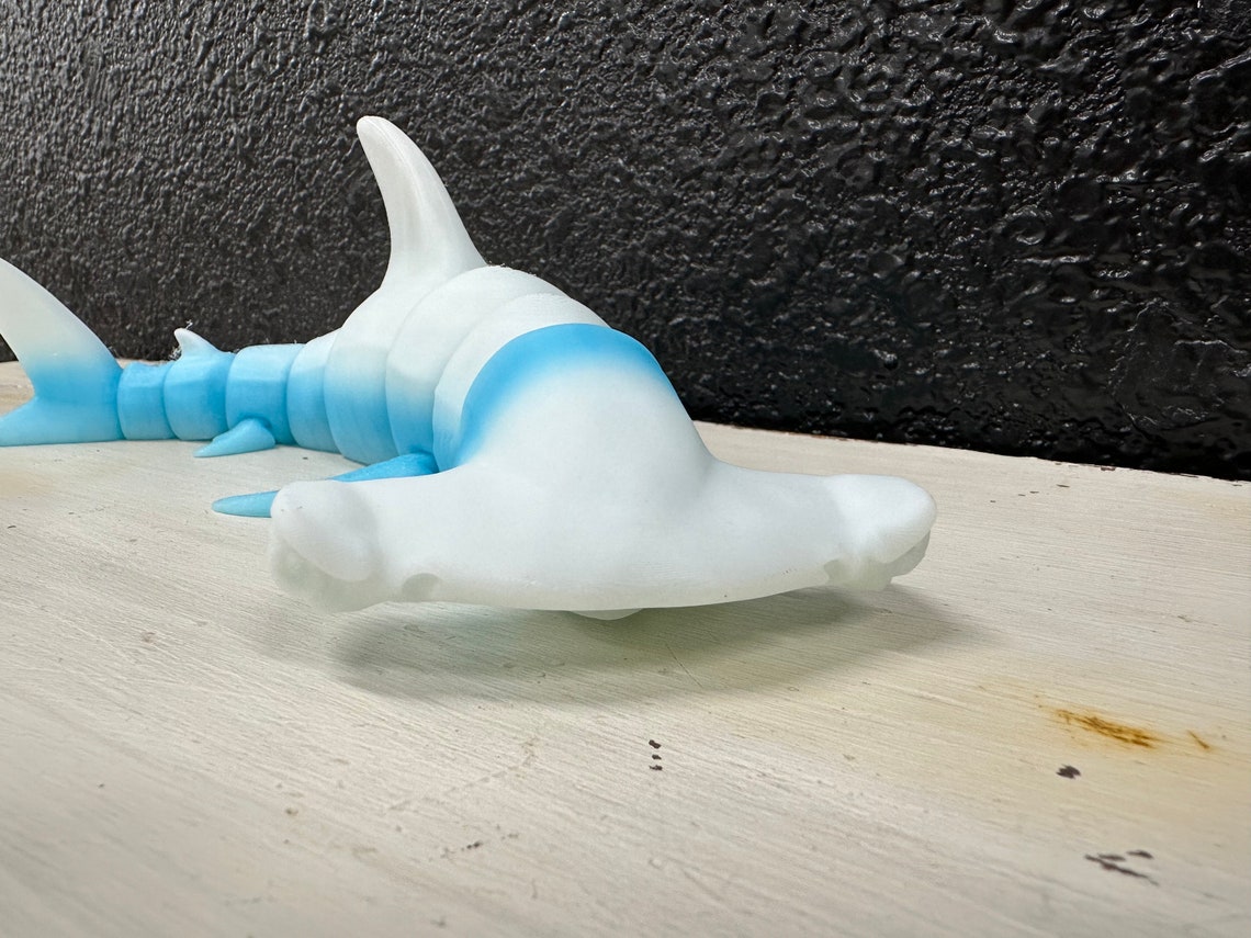 3D Printed Hammer Head Shark Fidget Toy Flexible Articulating Sensory ...