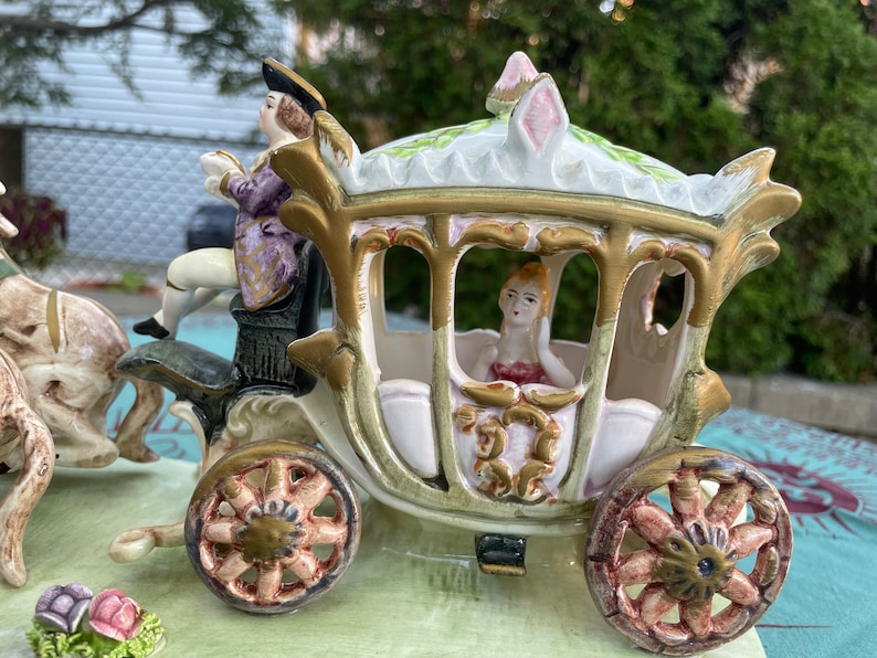 Porcelain Horse-drawn Carriage in the Style of Capodimonte Hand-painted ...