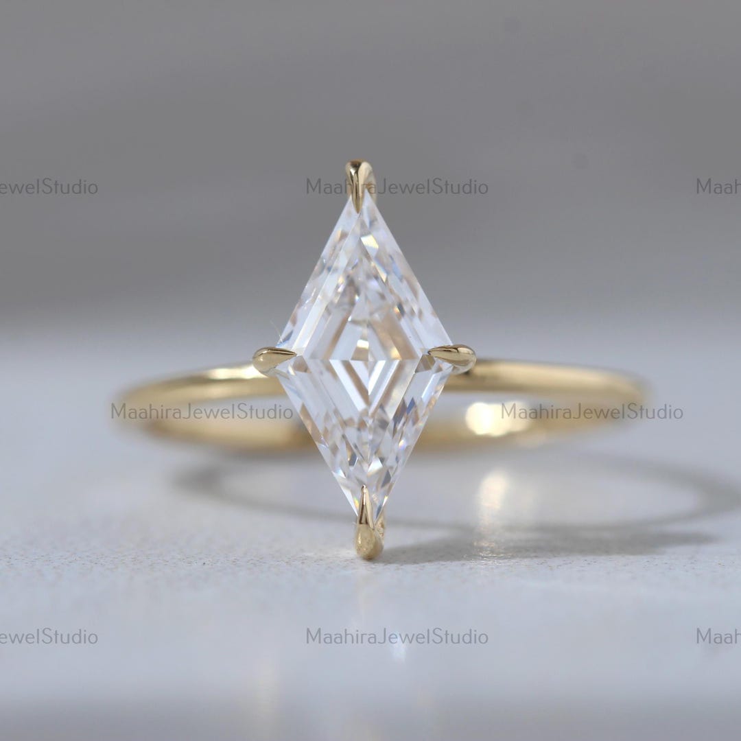 Kite Cut Diamond Ring, Lab Grown 10K Yellow Gold Engagement Solitaire ...