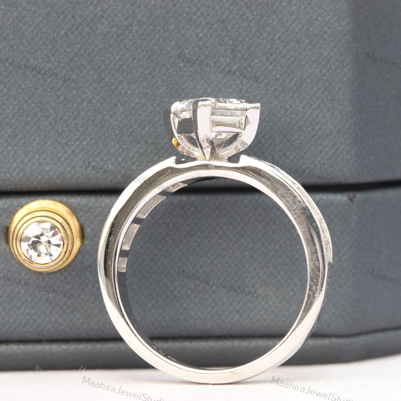 2CT Lozenge Cut Lab Grown Diamond With Channel Set Baguette Engagement ...