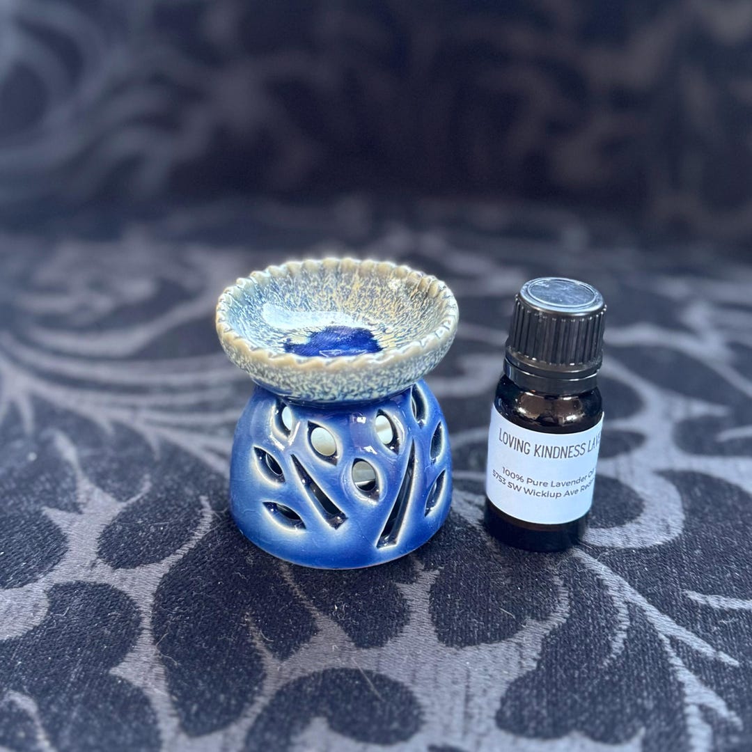 Ceramic Tealight Diffuser With Lavender Essential Oil - Aromatherapy ...