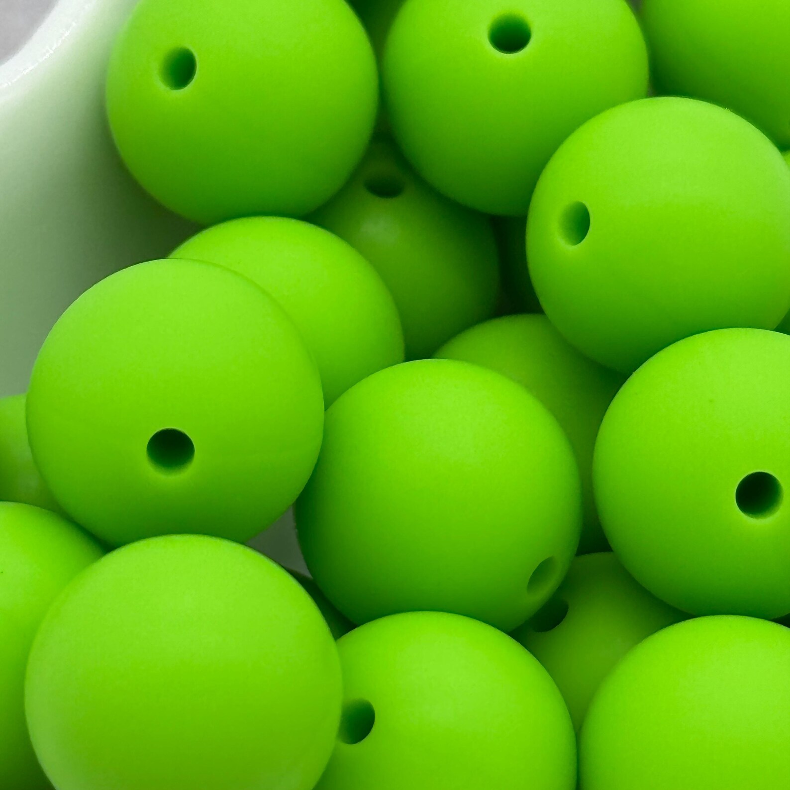 Green Apple 15mm Silicone Beads, Round Silicone Bead, Wholesale Beads ...