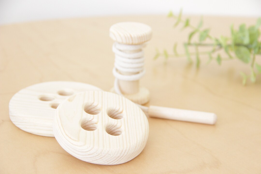 Button and Thread Lacing Board Montessori and Waldorf Toddler Learning ...