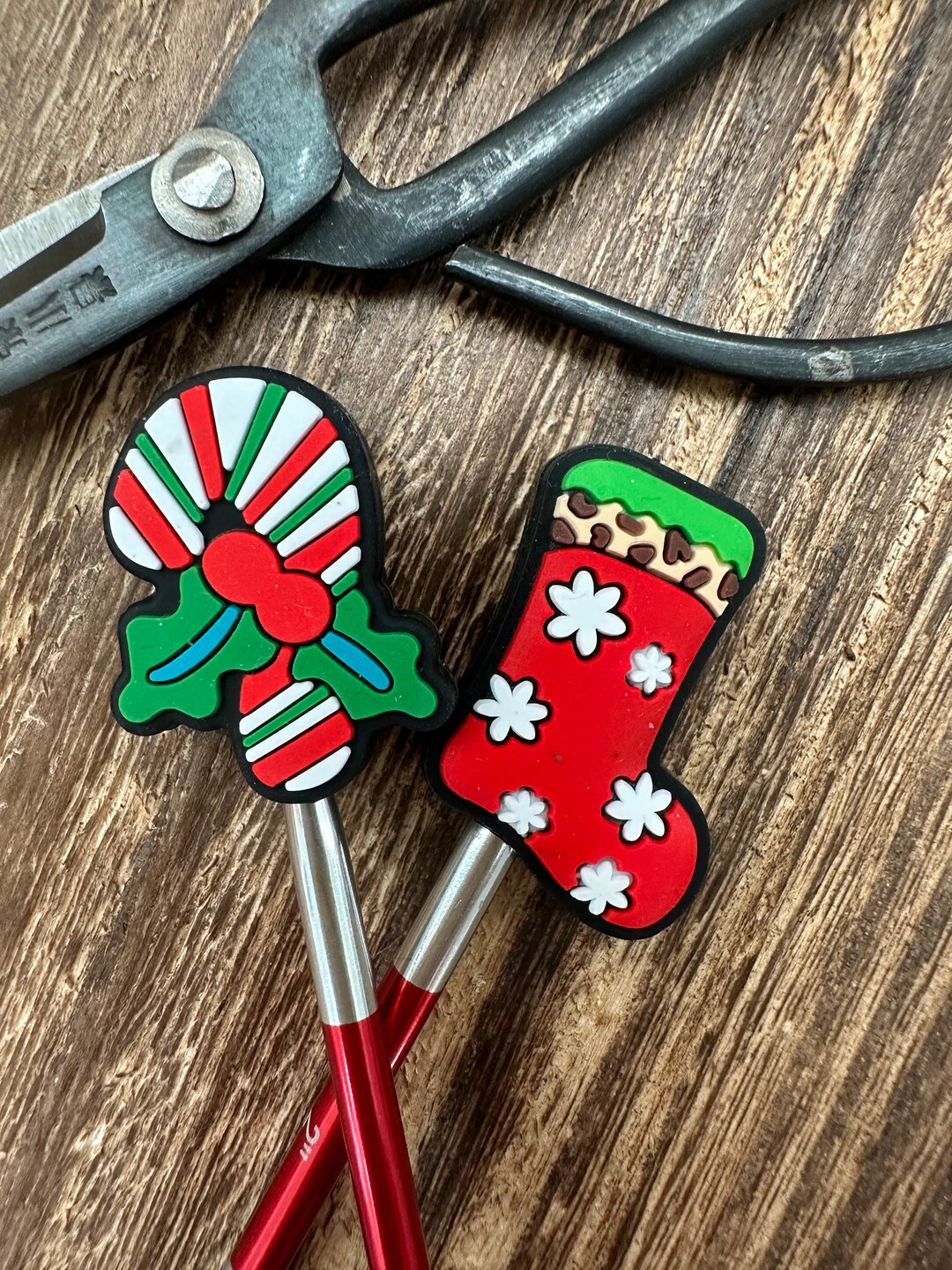 Stocking & Candy Cane - Stitch Stoppers - Knitting Needle Point ...