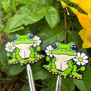 Frog & Daisy Stitch Stoppers Knitting Needle Point Protectors Knitting ...