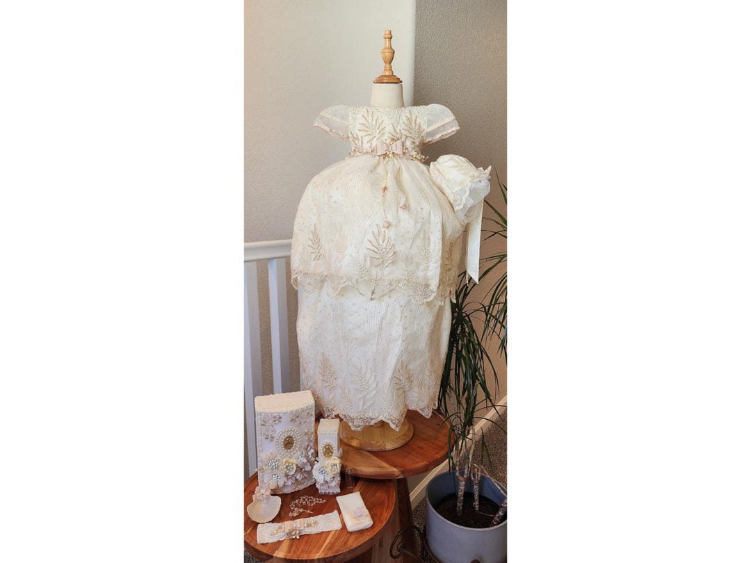 NEW Elegant Baptism Girl Gown Candle Set Ropon De Niña, Ropon Lujo ...