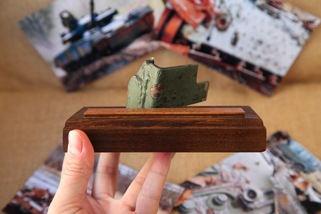 Piece of Russian Tank, T-80BV, Panzer Statuette, Russian Tank, Made in ...
