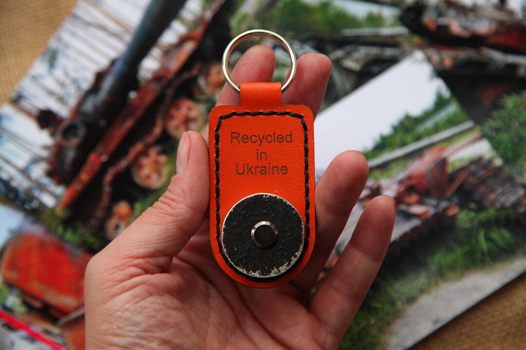 Piece of Russian Tank, Panzer Keychain, T-72, Made in Russian Recycled ...
