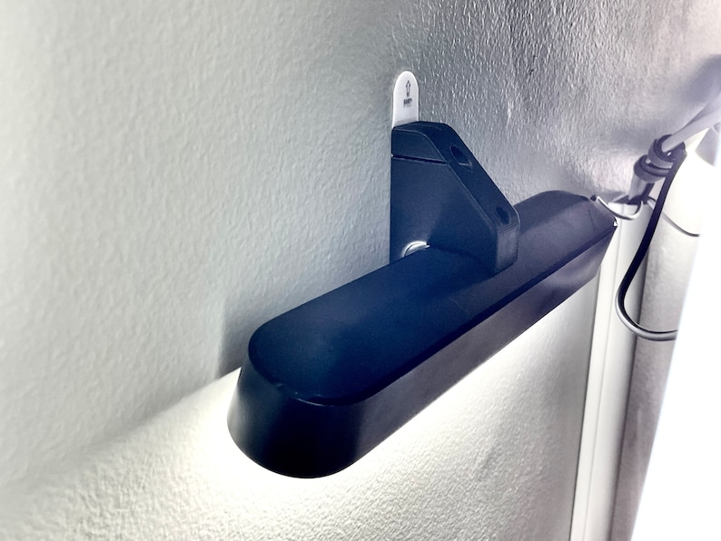 Hue Play Bar Behind the TV Wall Mount - Etsy