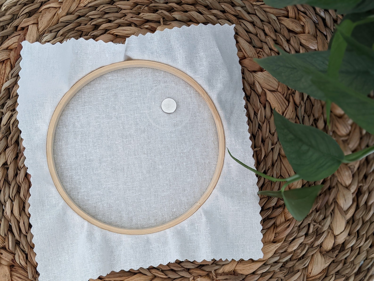 Daisy Magnetic Needle Minder, Floral Magnetic Needle Keeper for ...