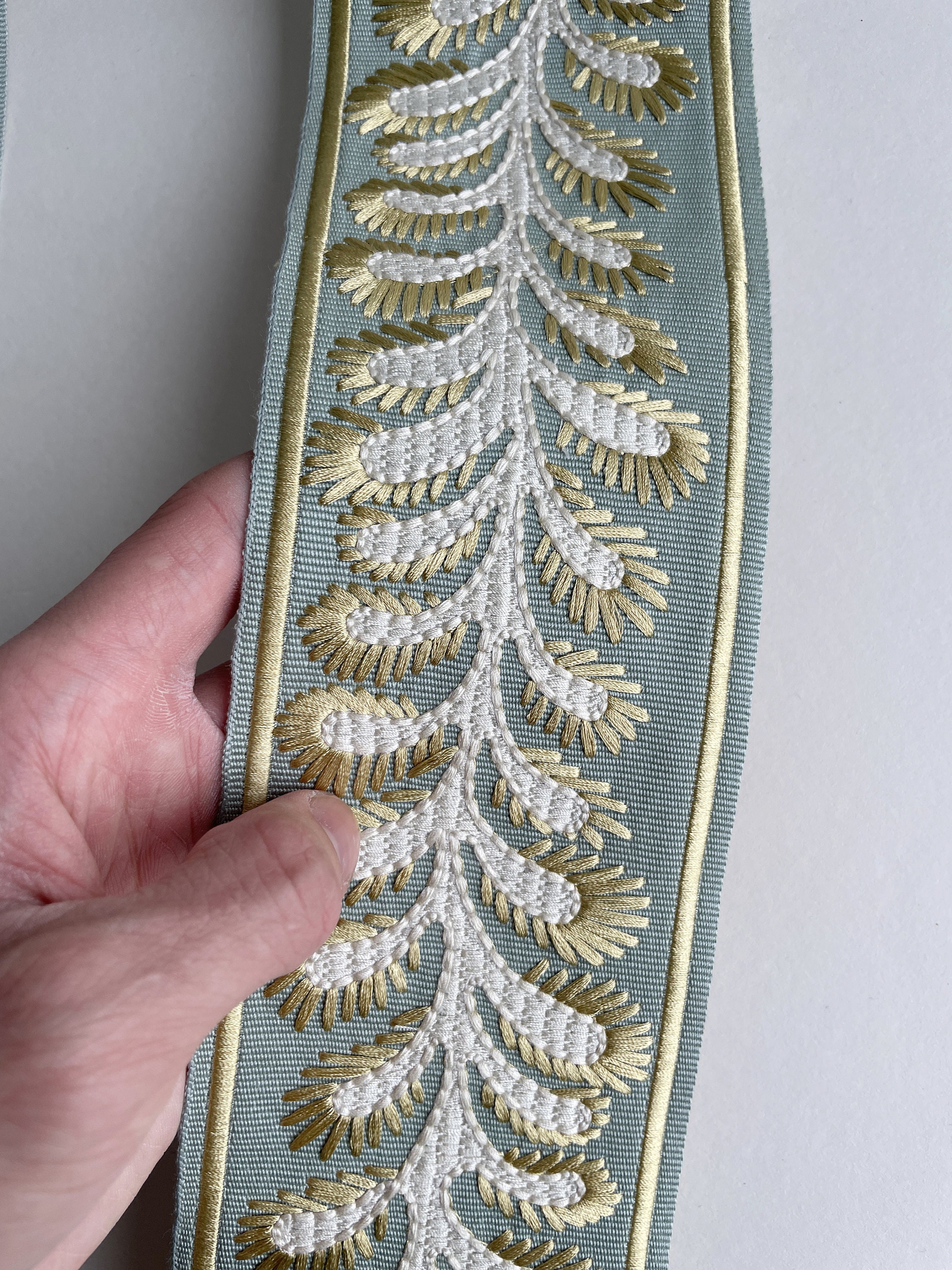 Embroidered Trims for Drapery, Curtain Tapes, Upholstery Ribbon, Pillow ...