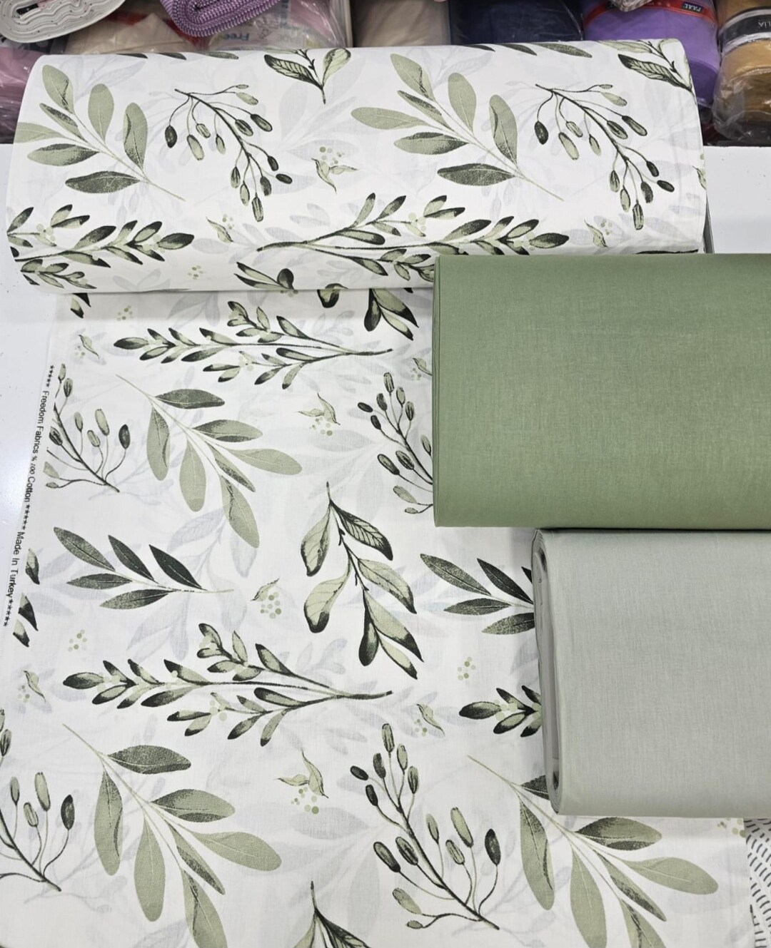 Beautiful Leaves Cotton Poplin Fabric, Extra Wide, Oeko-tex, Quilt Face ...