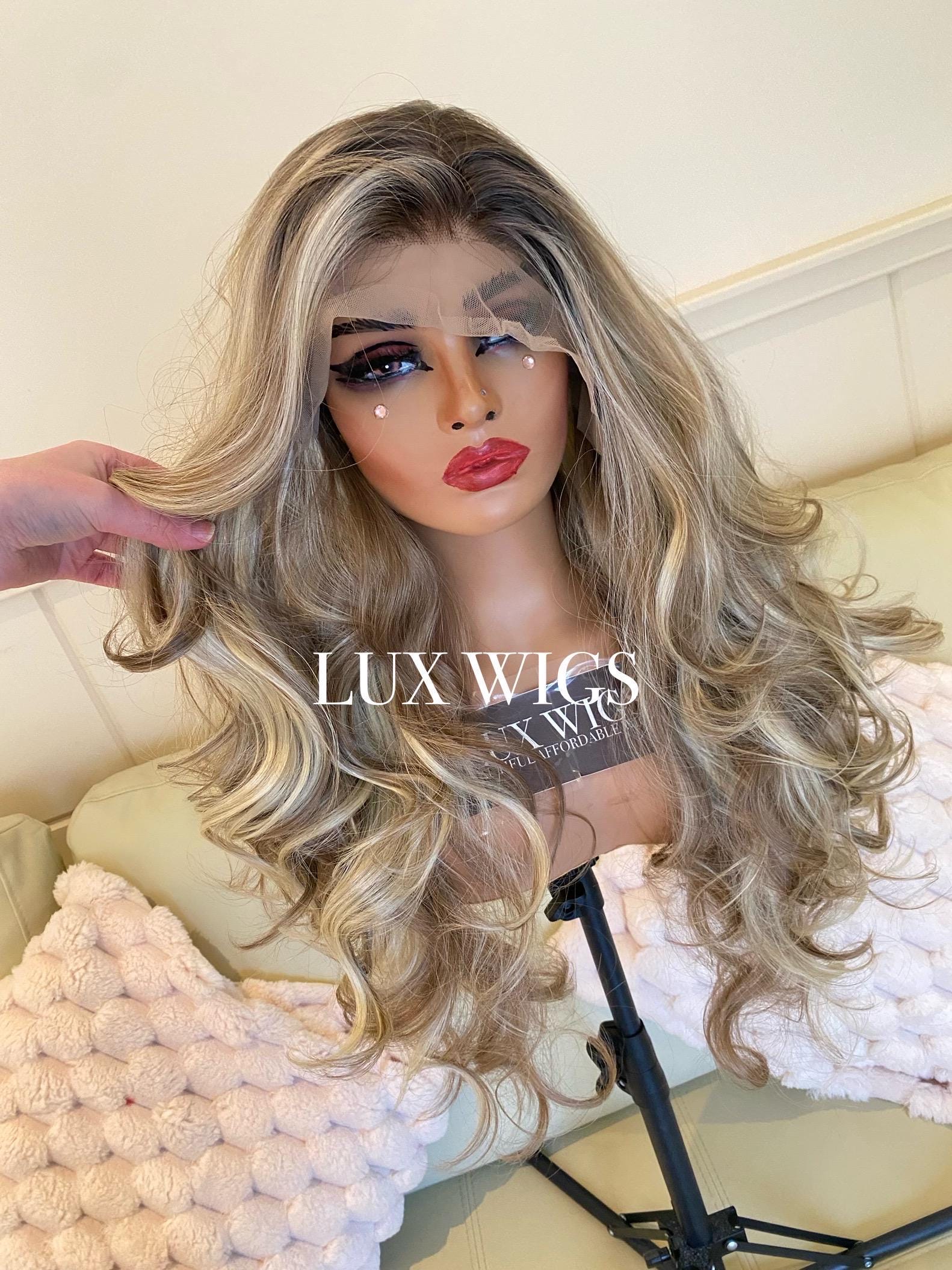 Amanda Blonde Balayage 13×4 Glueless Lace Front Wig – 28″ Long Waves ...