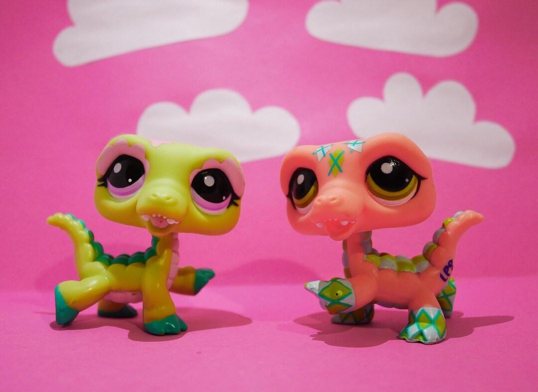Littlest Pet Shop Crocodile LPS Pink Blythe #1853 Green Crocodile #2073 ...