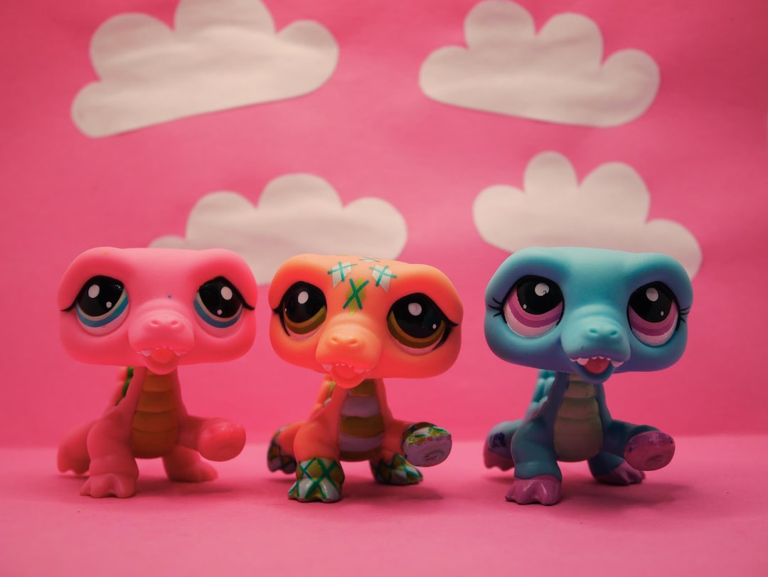 Littlest Pet Shop Crocodile LPS Pink Blythe #1853 Blue #1870 Dark Pink ...