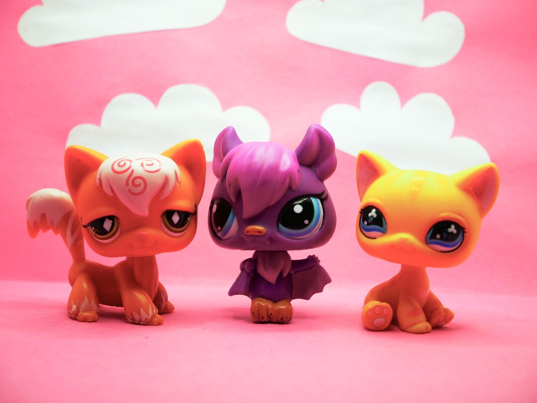 Littlest Pet Shop Purple Bat #1926 Diary Yellow Sitting Cat #nonumber ...