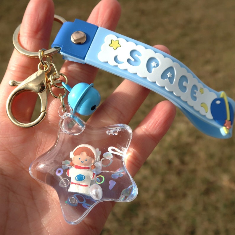 Kawaii Astronaut Star Liquid Keychain Quicksand Keychain - Etsy