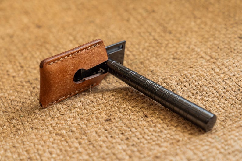 Safety Razor Leather Cover, Personalizable - Etsy