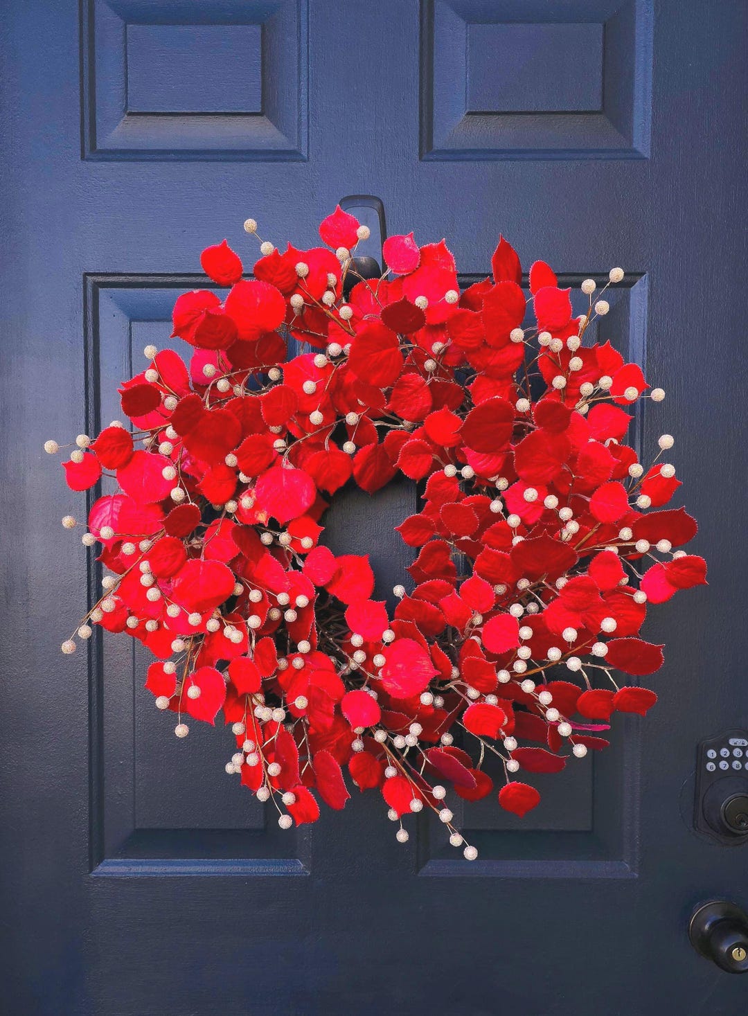 Christmas Wreath With Metallic Red Aspen Leaves and Frosted Gold Berry ...