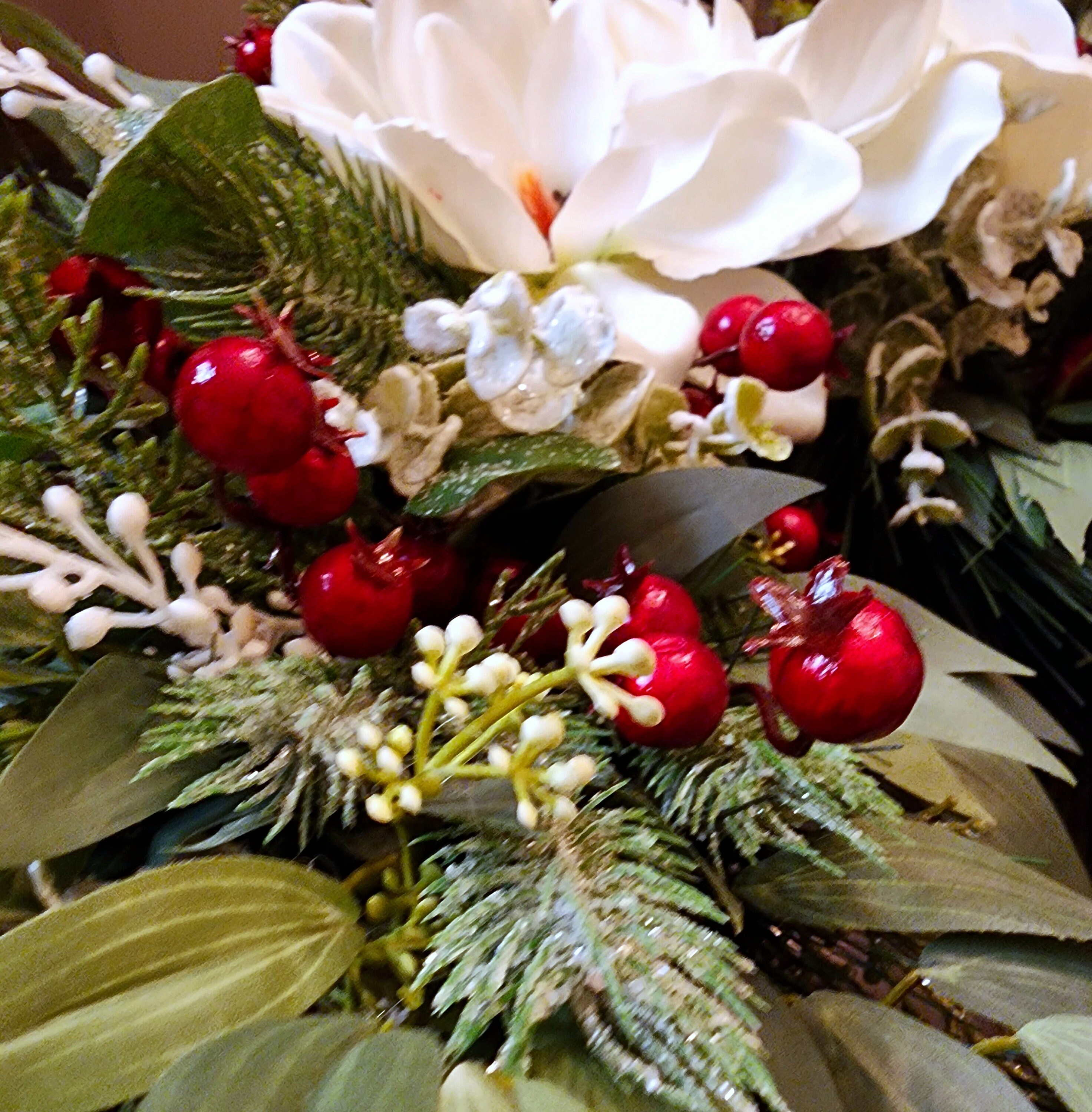 Rustic Magnolia Christmas Wreath: Farmhouse Holiday Decor (24-inch) - Etsy